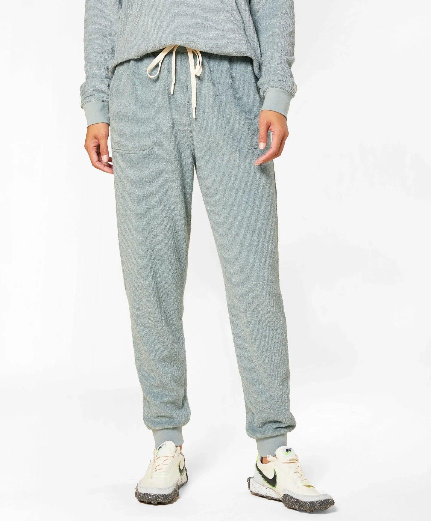 Malibu Lounge – Sea N Soul Surf